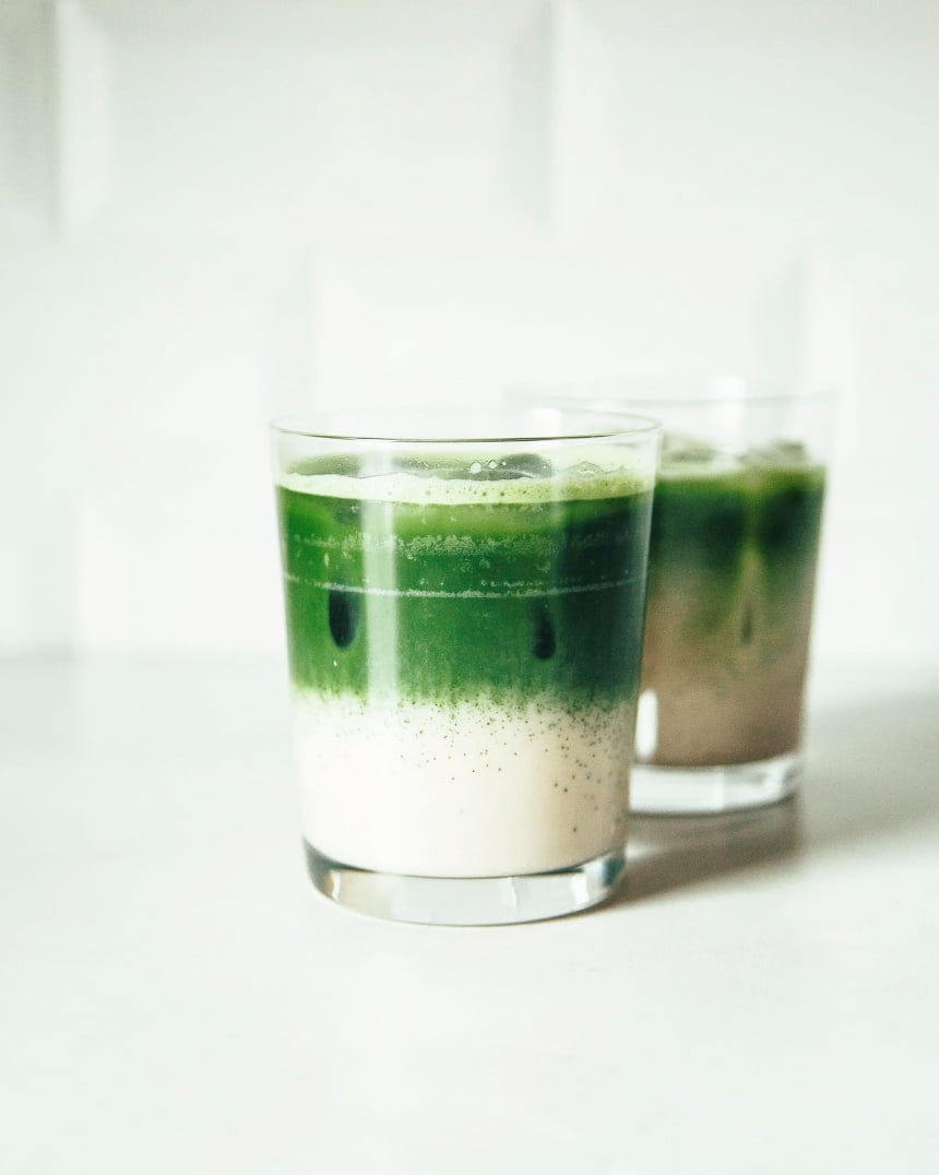 Vegan Iced Vanilla Oat Matcha Latte Recipe (dairy-free)