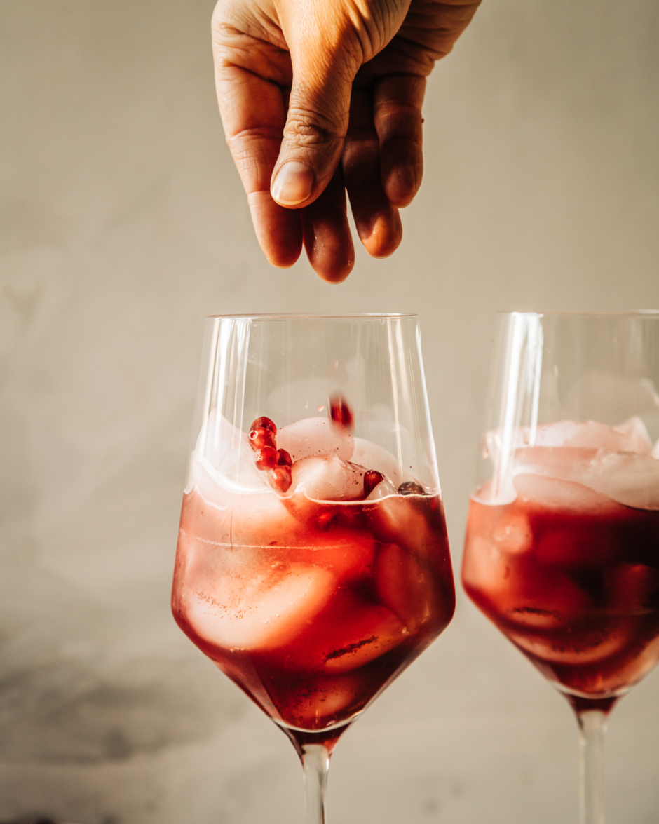 Pomegranate Pomander Spritz Mocktail